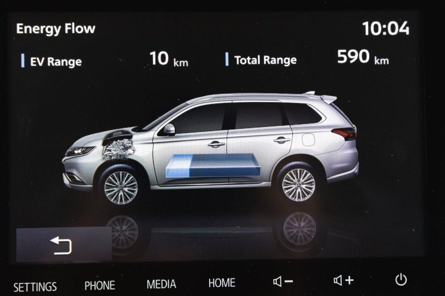 Melns Mitsubishi Outlander 2021 Ventspils, ar dzinēja tilpumu 2.40 L un nobraukumu 85 tūkst. km par 20200 €, foto 25 vietnē AUTOMOTO.COM.LV