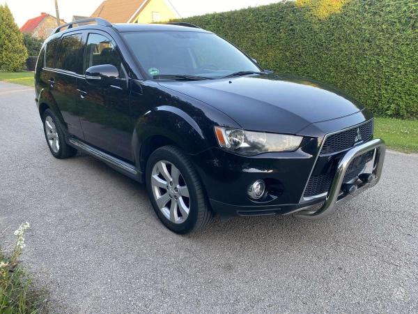 Melns Mitsubishi Outlander 2012 Kauņa, ar dzinēja tilpumu 2.20 L un nobraukumu 179 tūkst. km par 6150 €, foto 6 vietnē AUTOMOTO.COM.LV