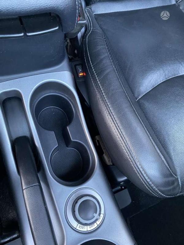 Melns Mitsubishi Outlander 2012 Kauņa, ar dzinēja tilpumu 2.20 L un nobraukumu 179 tūkst. km par 6150 €, foto 7 vietnē AUTOMOTO.COM.LV