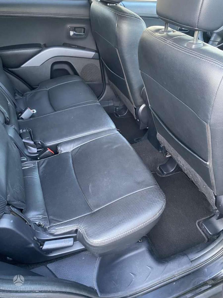 Melns Mitsubishi Outlander 2012 Kauņa, ar dzinēja tilpumu 2.20 L un nobraukumu 179 tūkst. km par 6150 €, foto 11 vietnē AUTOMOTO.COM.LV
