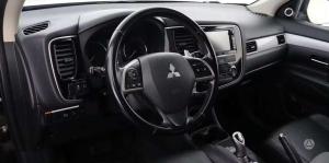Black Mitsubishi Outlander 2014 in Vilnius, with an engine capacity of 2.00 L and mileage of 188 thousand km for 6500 €, photo 5 on AUTOMOTO.COM.LV