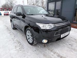 Melns Mitsubishi Outlander 2014 Klaipėda, ar dzinēja tilpumu 2.00 L un nobraukumu 237 tūkst. km par 7999 €, foto 5 vietnē AUTOMOTO.COM.LV