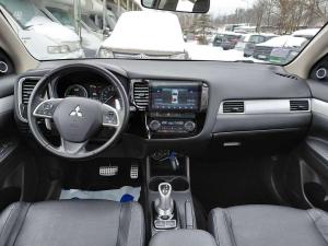 Melns Mitsubishi Outlander 2014 Klaipėda, ar dzinēja tilpumu 2.00 L un nobraukumu 237 tūkst. km par 7999 €, foto 22 vietnē AUTOMOTO.COM.LV