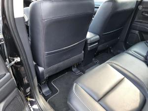 Black Mitsubishi Outlander 2015 in Vilnius, with an engine capacity of 2.00 L and mileage of 178 thousand km for 13550 €, photo 13 on AUTOMOTO.COM.LV