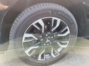 Black Mitsubishi Outlander 2015 in Vilnius, with an engine capacity of 2.00 L and mileage of 178 thousand km for 13550 €, photo 20 on AUTOMOTO.COM.LV