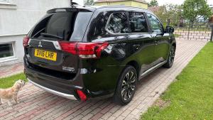 Melns Mitsubishi Outlander 2016 Šauļi, ar dzinēja tilpumu 2.00 L un nobraukumu 270 tūkst. km par 4999 €, foto 5 vietnē AUTOMOTO.COM.LV