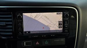 Black Mitsubishi Outlander 2017 in Riga, with an engine capacity of 2.30 L and mileage of 191 thousand km for 12699 €, photo 7 on AUTOMOTO.COM.LV
