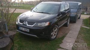 Melns Mitsubishi Outlander 2007 Liepāja, ar dzinēja tilpumu 2.00 L un nobraukumu 383 tūkst. km par 2500 €, foto 5 vietnē AUTOMOTO.COM.LV