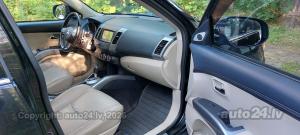 Black Mitsubishi Outlander 2011 in Tallinn, with an engine capacity of 2.40 L and mileage of 260 thousand km for 5790 €, photo 8 on AUTOMOTO.COM.LV