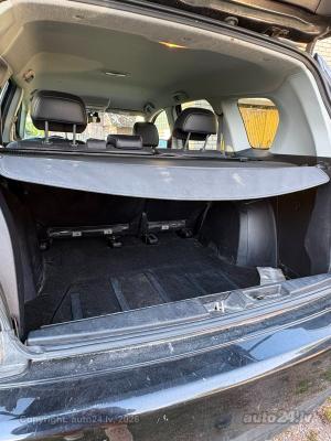Melns Mitsubishi Outlander 2012 Kuresāre, ar dzinēja tilpumu 2.20 L un nobraukumu 356 tūkst. km par 5650 €, foto 9 vietnē AUTOMOTO.COM.LV