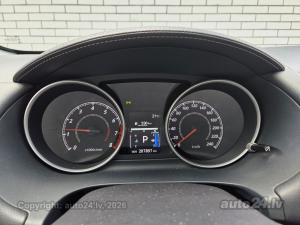 Black Mitsubishi Outlander 2012 in Tallinn, with an engine capacity of 2.40 L and mileage of 208 thousand km for 6900 €, photo 6 on AUTOMOTO.COM.LV