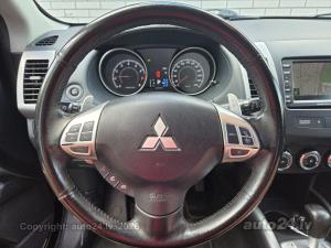 Black Mitsubishi Outlander 2012 in Tallinn, with an engine capacity of 2.40 L and mileage of 208 thousand km for 6900 €, photo 7 on AUTOMOTO.COM.LV