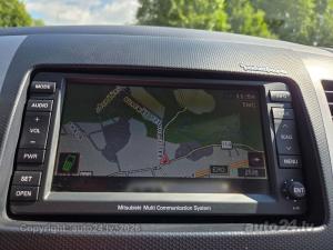 Black Mitsubishi Outlander 2012 in Tallinn, with an engine capacity of 2.40 L and mileage of 208 thousand km for 6900 €, photo 8 on AUTOMOTO.COM.LV