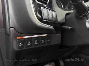 Melns Mitsubishi Outlander 2017 Tallina, ar dzinēja tilpumu 2.00 L un nobraukumu 125 tūkst. km par 13900 €, foto 16 vietnē AUTOMOTO.COM.LV