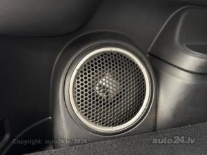 Melns Mitsubishi Outlander 2017 Tallina, ar dzinēja tilpumu 2.00 L un nobraukumu 125 tūkst. km par 13900 €, foto 24 vietnē AUTOMOTO.COM.LV
