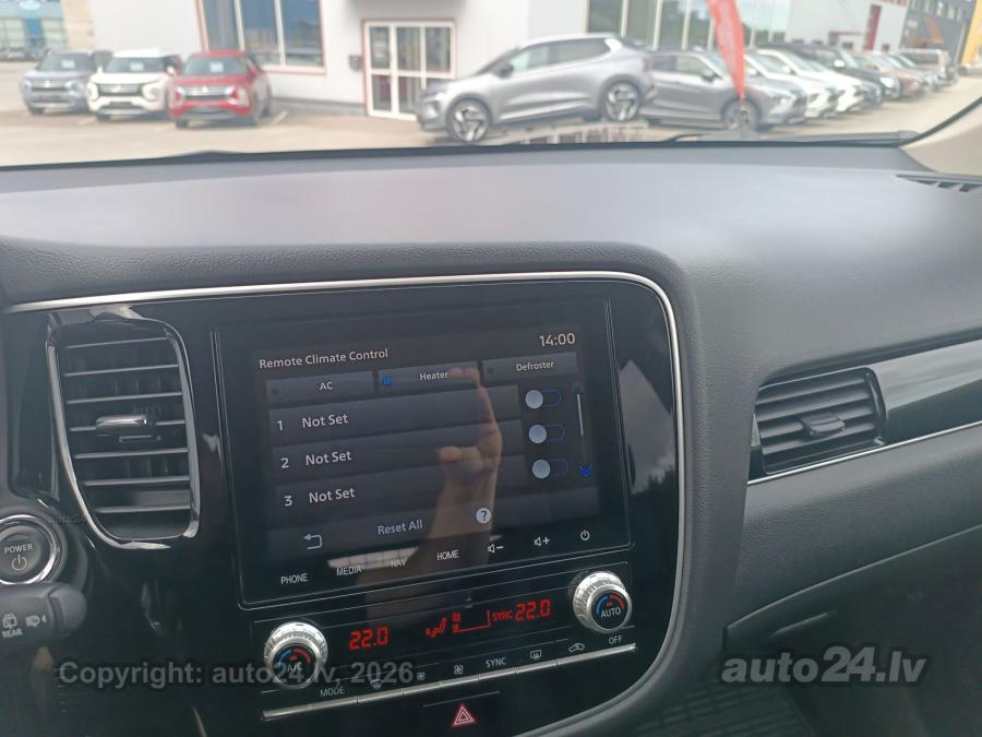 Melns Mitsubishi Outlander 2021 Tallina, ar dzinēja tilpumu 2.40 L un nobraukumu 69 tūkst. km par 23890 €, foto 19 vietnē AUTOMOTO.COM.LV