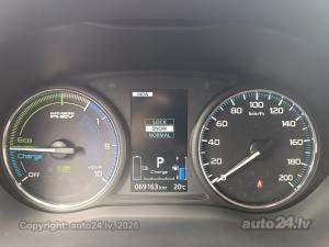 Melns Mitsubishi Outlander 2021 Tallina, ar dzinēja tilpumu 2.40 L un nobraukumu 69 tūkst. km par 23890 €, foto 22 vietnē AUTOMOTO.COM.LV