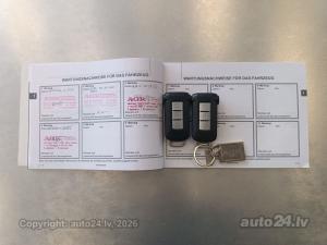 Melns Mitsubishi Outlander 2021 Tallina, ar dzinēja tilpumu 2.40 L un nobraukumu 69 tūkst. km par 23890 €, foto 23 vietnē AUTOMOTO.COM.LV