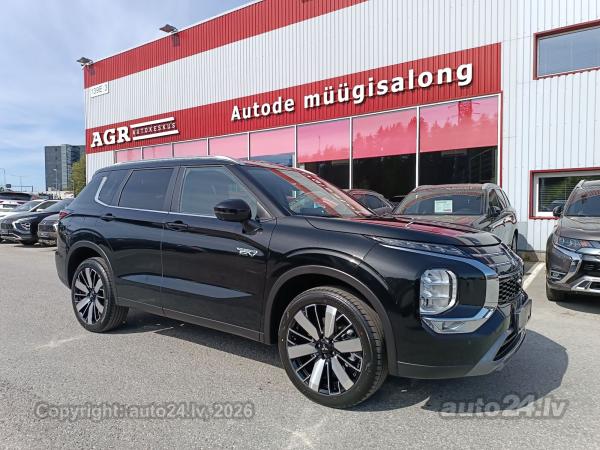 Black Mitsubishi Outlander 2026 in Tallinn, with an engine capacity of 2.40 L and mileage of 10 thousand km for 49990 €, photo 1 on AUTOMOTO.COM.LV