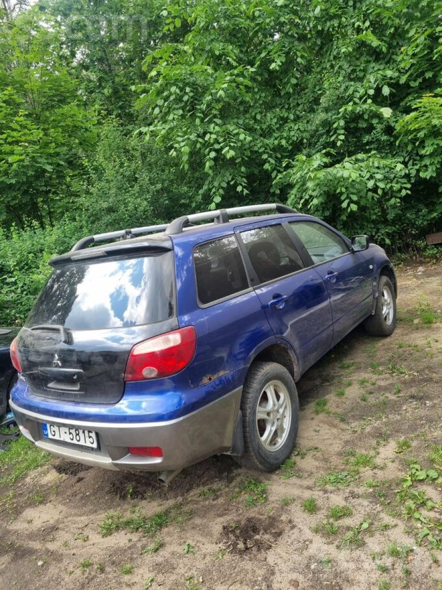 Zils Mitsubishi Outlander 2007 Rīga, ar dzinēja tilpumu 2.20 L un nobraukumu 0 tūkst. km par 3700 €, foto 1 vietnē AUTOMOTO.COM.LV