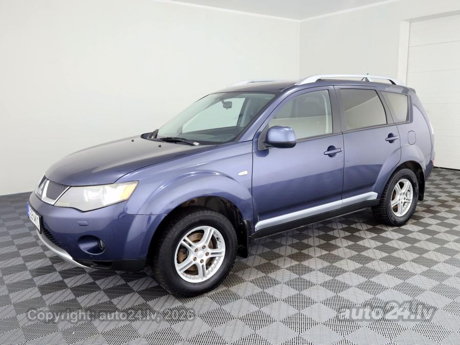 Zils Mitsubishi Outlander 2007 Tallina, ar dzinēja tilpumu 2.00 L un nobraukumu 314 tūkst. km par 1499 €, foto 3 vietnē AUTOMOTO.COM.LV