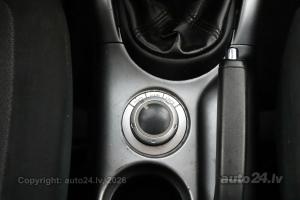 Zils Mitsubishi Outlander 2007 Tallina, ar dzinēja tilpumu 2.00 L un nobraukumu 314 tūkst. km par 1499 €, foto 9 vietnē AUTOMOTO.COM.LV