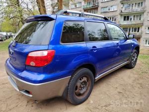 Zils Mitsubishi Outlander 2007 Rīga, ar dzinēja tilpumu 2.00 L un nobraukumu 204 tūkst. km par 2200 €, foto 4 vietnē AUTOMOTO.COM.LV
