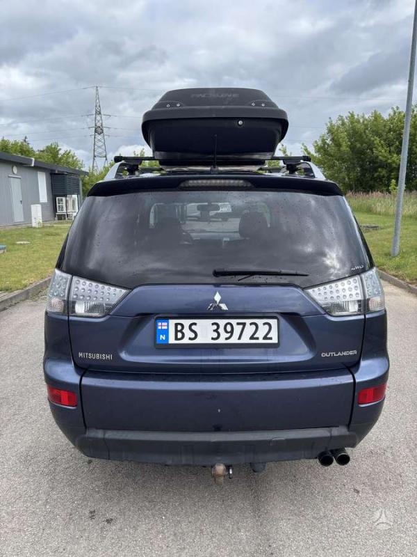 Zils Mitsubishi Outlander 2007 Panevēža, ar dzinēja tilpumu 1.97 L un nobraukumu 250 tūkst. km par 3290 €, foto 8 vietnē AUTOMOTO.COM.LV