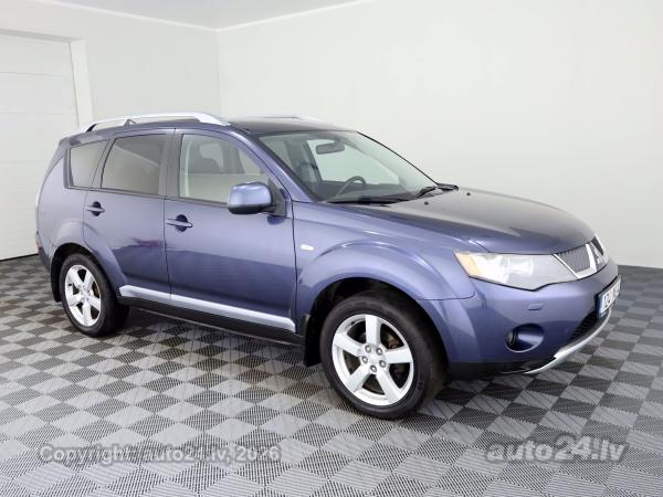 Blue Mitsubishi Outlander 2008 in Tallinn, with an engine capacity of 2.40 L and mileage of 279 thousand km for 2299 €, photo 1 on AUTOMOTO.COM.LV