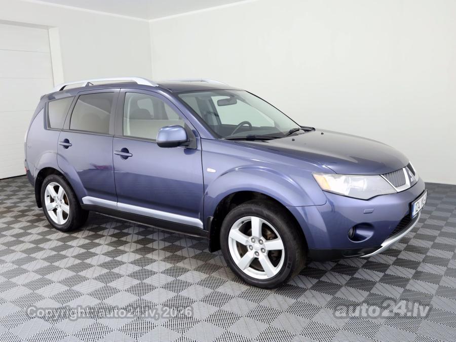 Zils Mitsubishi Outlander 2008 Tallina, ar dzinēja tilpumu 2.40 L un nobraukumu 279 tūkst. km par 2299 €, foto 1 vietnē AUTOMOTO.COM.LV