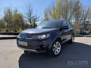 Zils Mitsubishi Outlander 2008 Rīga, ar dzinēja tilpumu 2.00 L un nobraukumu 289 tūkst. km par 2900 €, foto  vietnē AUTOMOTO.COM.LV