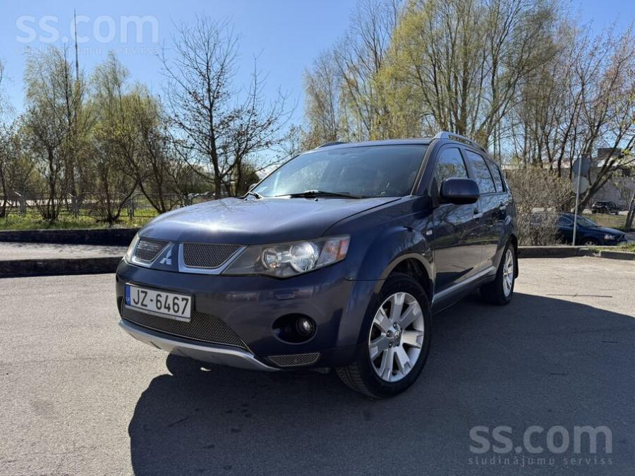 Zils Mitsubishi Outlander 2008 Rīga, ar dzinēja tilpumu 2.00 L un nobraukumu 289 tūkst. km par 2900 €, foto 1 vietnē AUTOMOTO.COM.LV