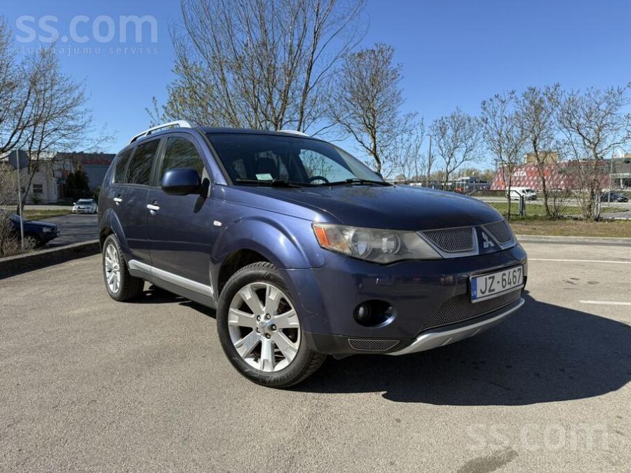 Zils Mitsubishi Outlander 2008 Rīga, ar dzinēja tilpumu 2.00 L un nobraukumu 289 tūkst. km par 2900 €, foto 3 vietnē AUTOMOTO.COM.LV