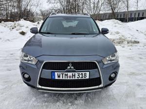 Blue Mitsubishi Outlander 2009 in Klaipeda, with an engine capacity of 2.20 L and mileage of 264 thousand km for 5299 €, photo 3 on AUTOMOTO.COM.LV