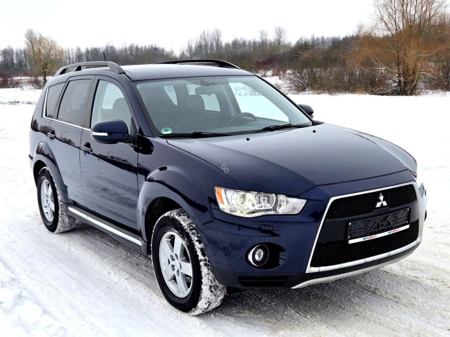 Zils Mitsubishi Outlander 2011 Viļņa, ar dzinēja tilpumu 2.20 L un nobraukumu 164 tūkst. km par 5800 €, foto 1 vietnē AUTOMOTO.COM.LV