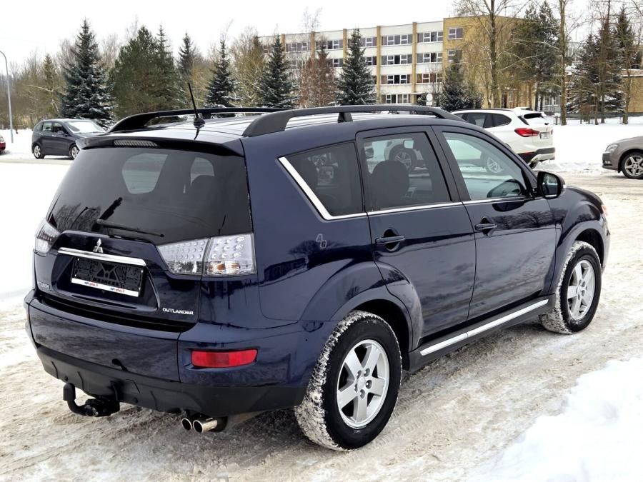 Zils Mitsubishi Outlander 2011 Viļņa, ar dzinēja tilpumu 2.20 L un nobraukumu 164 tūkst. km par 5800 €, foto 9 vietnē AUTOMOTO.COM.LV