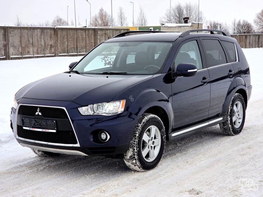 Zils Mitsubishi Outlander 2011 Viļņa, ar dzinēja tilpumu 2.20 L un nobraukumu 164 tūkst. km par 5800 €, foto 12 vietnē AUTOMOTO.COM.LV