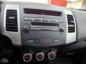 Zils Mitsubishi Outlander 2011 Viļņa, ar dzinēja tilpumu 2.20 L un nobraukumu 164 tūkst. km par 5800 €, foto 23 vietnē AUTOMOTO.COM.LV