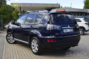 Zils Mitsubishi Outlander 2011 Tukums, ar dzinēja tilpumu 2.20 L un nobraukumu 183 tūkst. km par 6795 €, foto 5 vietnē AUTOMOTO.COM.LV