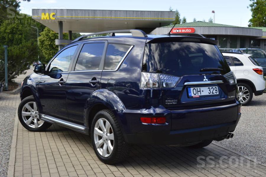 Zils Mitsubishi Outlander 2011 Tukums, ar dzinēja tilpumu 2.20 L un nobraukumu 183 tūkst. km par 6795 €, foto 5 vietnē AUTOMOTO.COM.LV