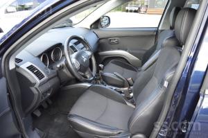Zils Mitsubishi Outlander 2011 Tukums, ar dzinēja tilpumu 2.20 L un nobraukumu 183 tūkst. km par 6795 €, foto 9 vietnē AUTOMOTO.COM.LV