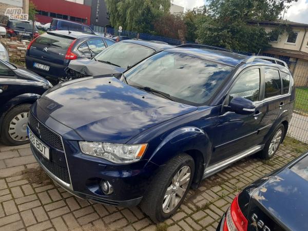 Zils Mitsubishi Outlander 2011 Kauņa, ar dzinēja tilpumu 2.40 L un nobraukumu 240 tūkst. km par 1790 €, foto 1 vietnē AUTOMOTO.COM.LV