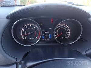 Zils Mitsubishi Outlander 2011 Rīga, ar dzinēja tilpumu 2.40 L un nobraukumu 257 tūkst. km par 5300 €, foto 9 vietnē AUTOMOTO.COM.LV