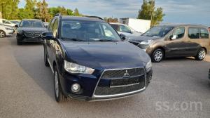 Blue Mitsubishi Outlander 2012 in Riga, with an engine capacity of 2.20 L and mileage of 212 thousand km for 6900 €, photo 3 on AUTOMOTO.COM.LV
