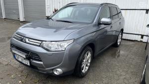 Blue Mitsubishi Outlander 2013 in Kaunas, with an engine capacity of 2.00 L and mileage of 292 thousand km for 3200 €, photo  on AUTOMOTO.COM.LV