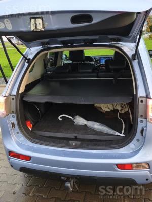 Zils Mitsubishi Outlander 2013 Rīga, ar dzinēja tilpumu 2.00 L un nobraukumu 258 tūkst. km par 9200 €, foto 8 vietnē AUTOMOTO.COM.LV