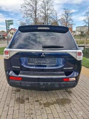 Blue Mitsubishi Outlander 2013 in Raseiniai, with an engine capacity of 2.27 L and mileage of 275 thousand km for 4900 €, photo 9 on AUTOMOTO.COM.LV