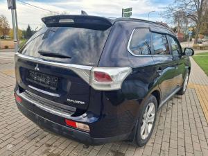 Blue Mitsubishi Outlander 2013 in Raseiniai, with an engine capacity of 2.27 L and mileage of 275 thousand km for 4900 €, photo 10 on AUTOMOTO.COM.LV