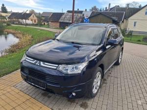Blue Mitsubishi Outlander 2013 in Raseiniai, with an engine capacity of 2.27 L and mileage of 275 thousand km for 4900 €, photo 15 on AUTOMOTO.COM.LV
