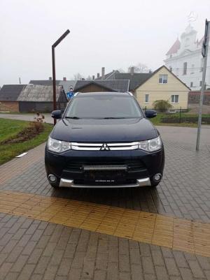 Blue Mitsubishi Outlander 2014 in Raseiniai, with an engine capacity of 2.00 L and mileage of 189 thousand km for 7400 €, photo 14 on AUTOMOTO.COM.LV